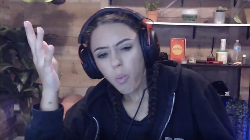 League of Legends: Streamer é banida permanentemente por comportamento ...